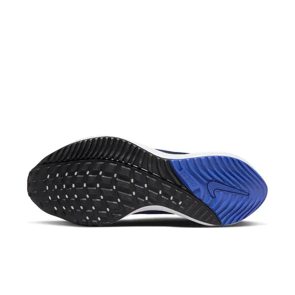 Nike Zoom Vomero 16 Sneakers