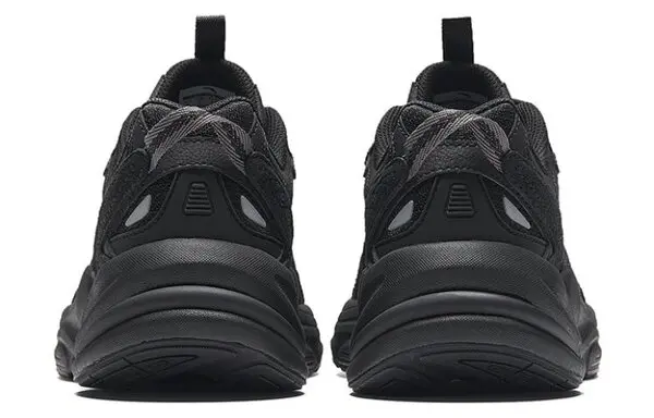 ANTA Tread Adventure Low Top Sneakers