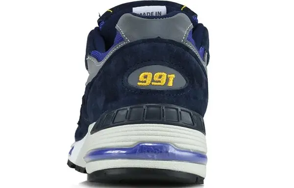NEW BALANCE 991 Lace-up Sneakers - Blue