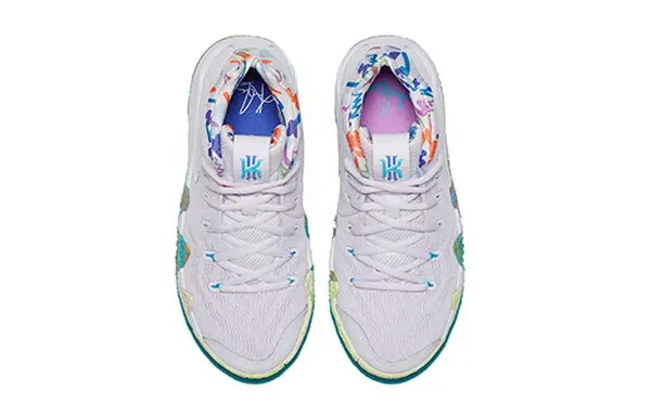 Nike Kyrie 4 "90s" Basketball Sneakers