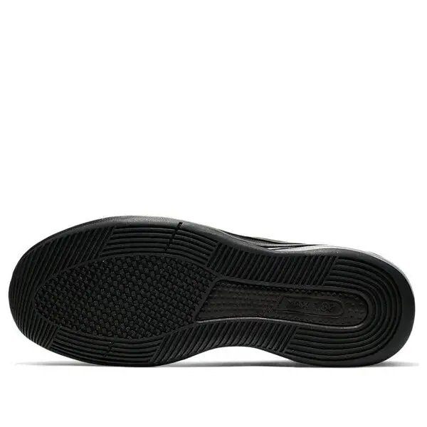 Nike Force Max Low Sneakers