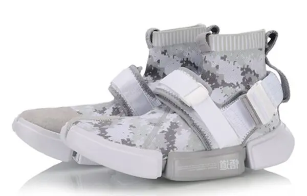 LI-NING Essence 2 Buckle Up Sneakers