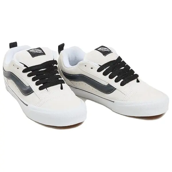 VANS Knu Skool Suede Sneakers - White/black