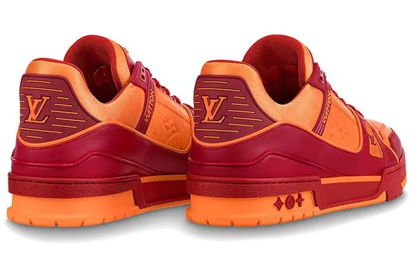 LOUIS VUITTON Lace Up Sneakers