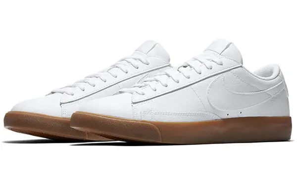 Nike Blazer Low Le Sneakers - White