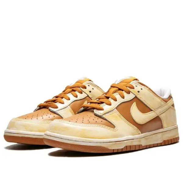 Nike Dunk Low Vintage "dark Curry" Sneakers