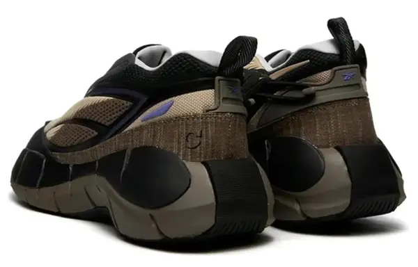 REEBOK Zig 3d Storm Hydro X Cottweiler Athletic Sneakers