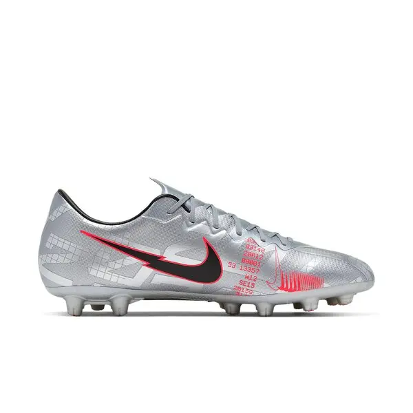 Nike Mercurial Vapor 13 Pro Hg Athletic Sneakers
