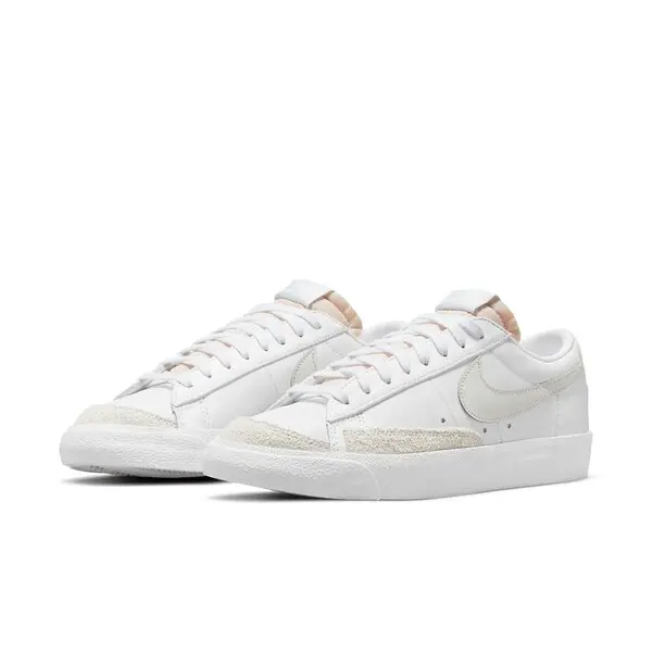 Nike Blazer '77 Low-top Sneakers - White/grey