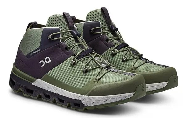 On Cloudtrax "midnight Glacier" Sneakers - Midnight/glacier