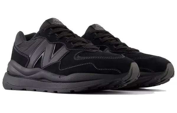 NEW BALANCE 57/40 Lace-up Sneakers - Black