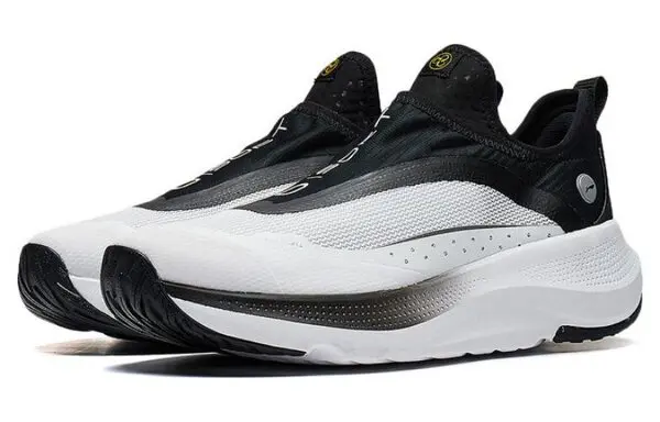 LI-NING Soft Go Sneakers - White/black