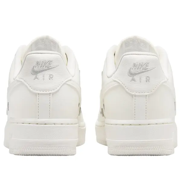 Nike Force 1 '07 Lv8 Sneakers