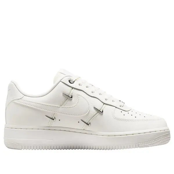 Nike Force 1 '07 Lv8 Sneakers