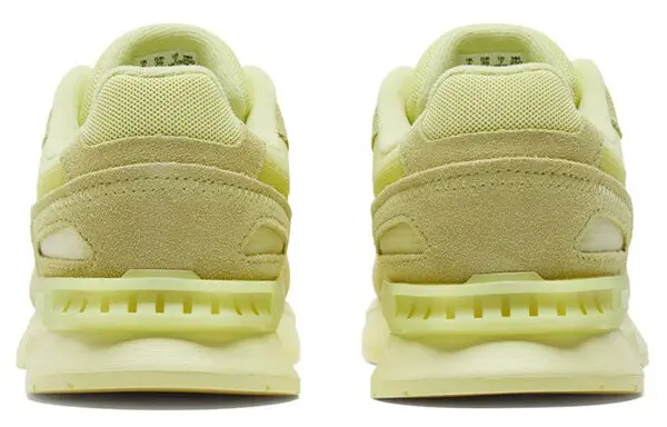 PUMA Mirage Mox Mono Sneakers - Yellow