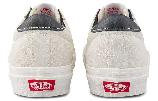 VANS Factory Style 73 Dx Sneakers - White/black