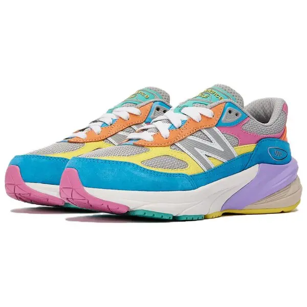 NEW BALANCE 990v6 Sneakers