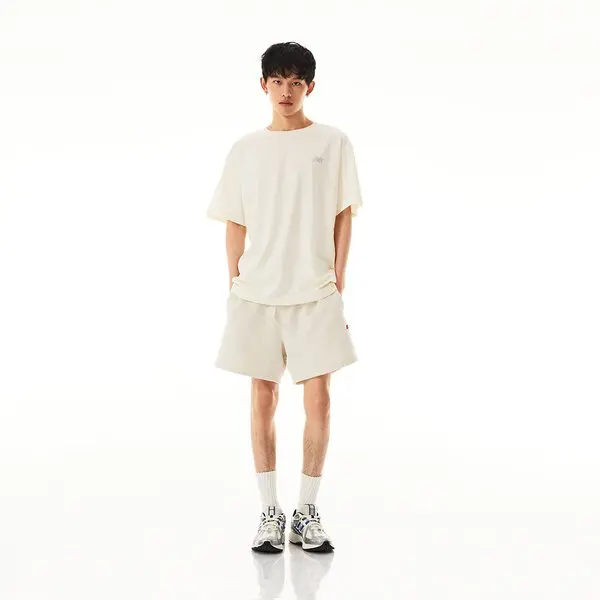 NEW BALANCE Nb Small Logo T-shirt Asia Sizing