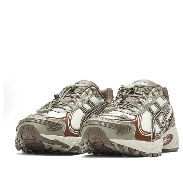 Asics Gel-kahana Tr V4 Sneakers - Cream/brown