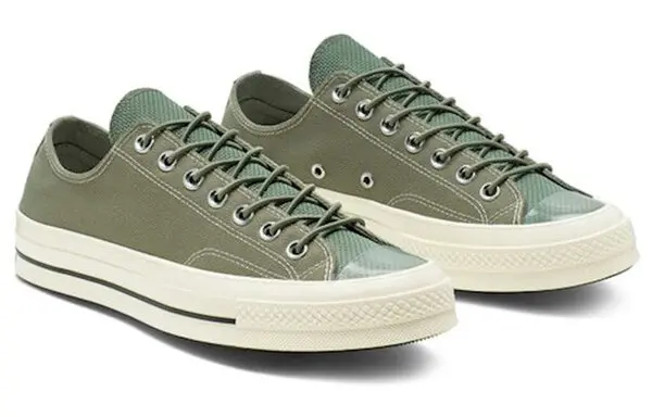 CONVERSE Chuck 70s Low Top Sneakers - Green