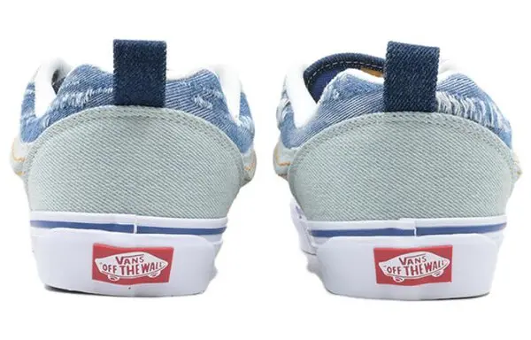 VANS Old Skool Low Top Sneakers