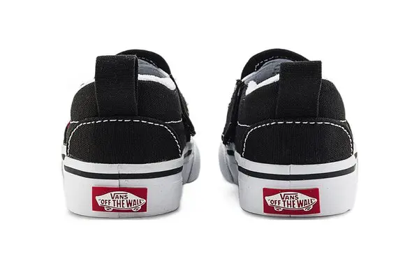 VANS Classic Slip-on Sneakers With Graphic Print - Black