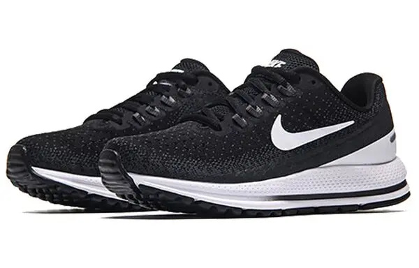 Nike Zoom Vomero 13 Sneakers