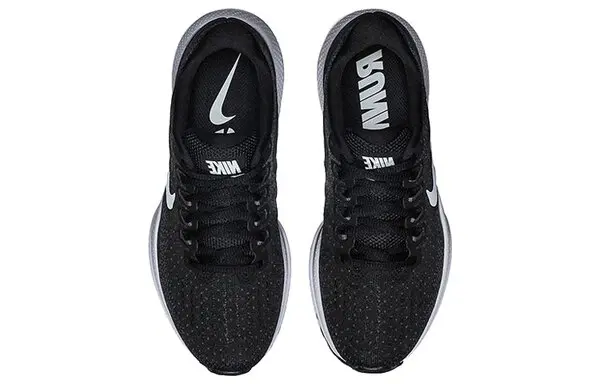Nike Zoom Vomero 13 Sneakers - Black/white/anthracite
