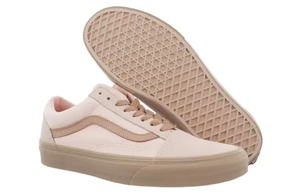 VANS Old Skool Low-top Sneakers - Pink