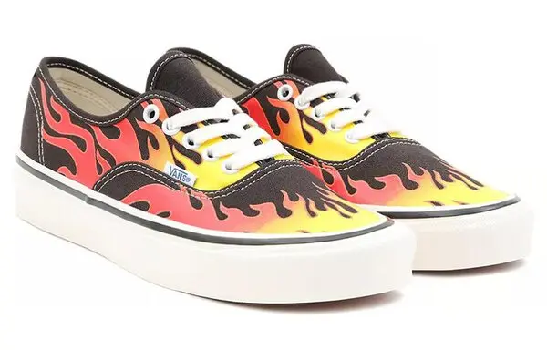VANS Factory Authentic 44 Dx Flame Print Sneakers - Black/red