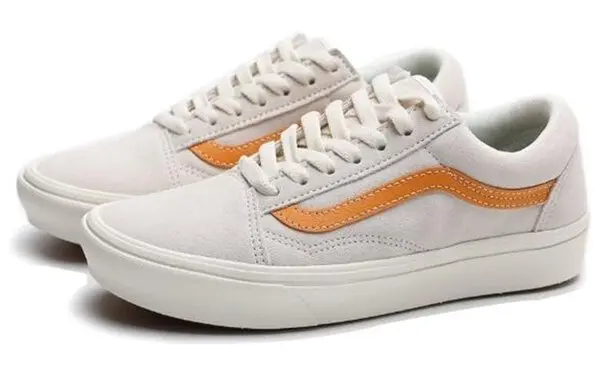 VANS Comfycush Old Skool Low Top Sneakers - Gray/orange