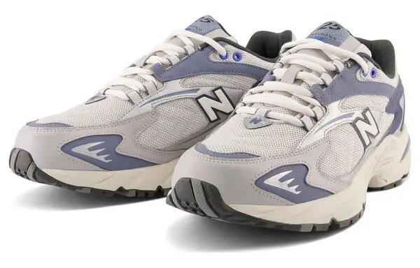 NEW BALANCE 725 Ag Artificial Grass Sneakers