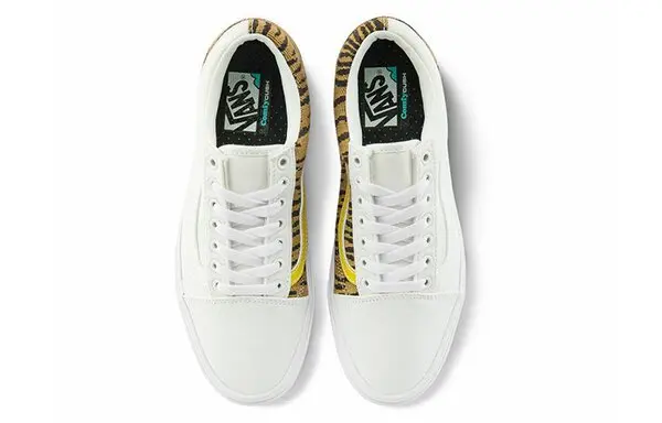 VANS Comfycush Old Skool "le Tigre" Sneakers