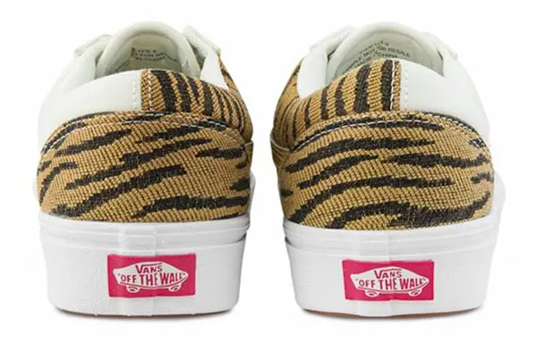 VANS Comfycush Old Skool "le Tigre" Sneakers