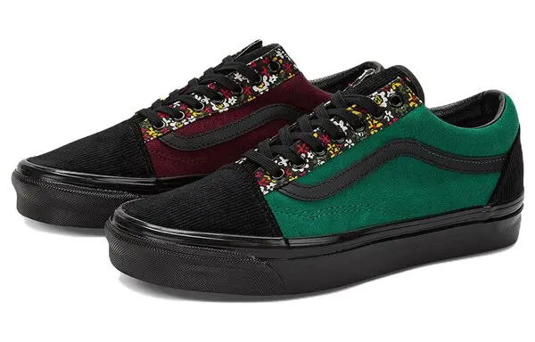 VANS Old Skool Low Top Sneakers - Green/red/black