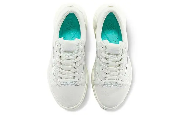 VANS Old Skool Overt Plus Cc Sneakers - White