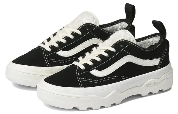 VANS Old Skool Sherpa Suede Sentry Low Top Sneakers