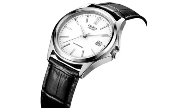 Casio Quartz Analog Watch With Leather Strap