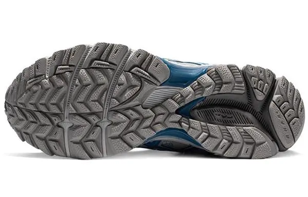 Asics Gel-kahana 8 Athletic Sneakers - Grey/blue