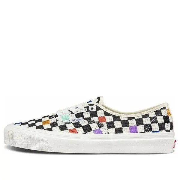 VANS Factory Authentic 44 Dx Needlepoint Checkerboard Sneakers - Black/white