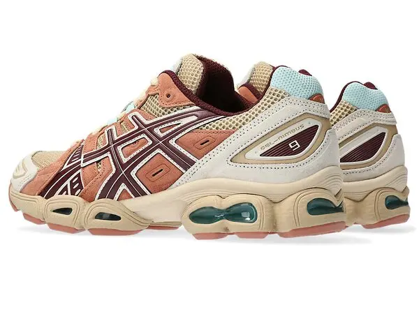 Asics Gel-nimbus Sneakers - Dune/port Royal