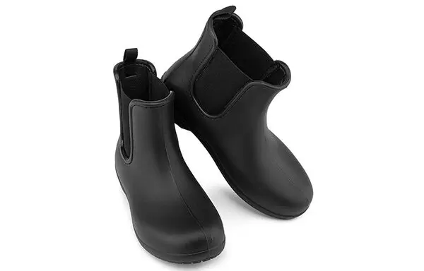 CROCS Freesail Chelsea Boots