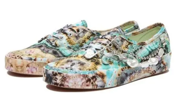 VANS Authentic 44 Dx Embellished Low Top Sneakers