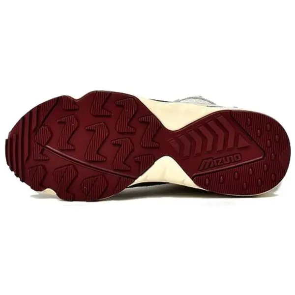 Mizuno Contender Sneakers