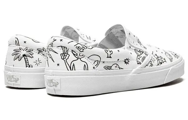 VANS Classic Slip-on "unidentified U-paint" Sneakers - White/black