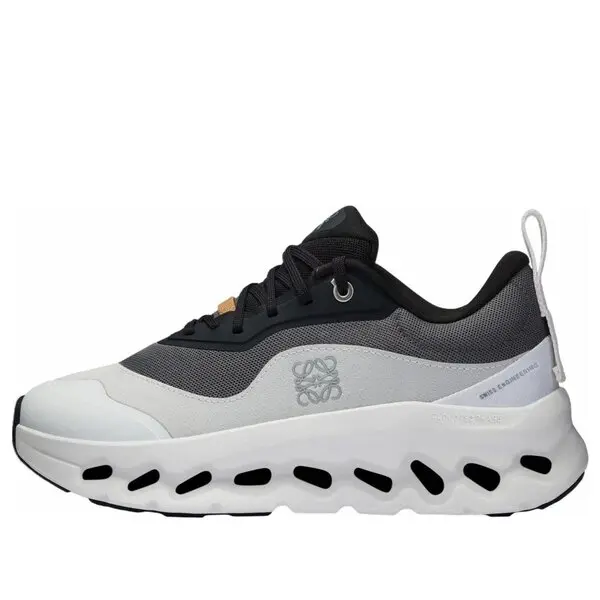 On X Loewe Cloudtilt 2 Sneakers - Black/white
