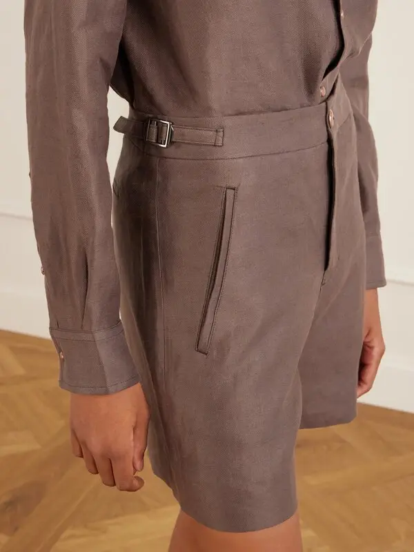 GOD’S TRUE CASHMERE God's True Cashmere Cocoa Cropped Linen Shorts