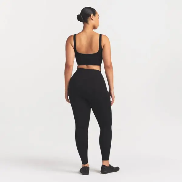 SKIMS Corset 26" Legging | Black | | Nike Matte
