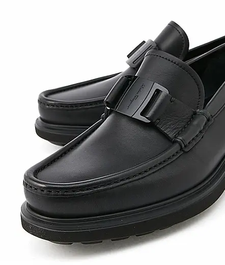 FERRAGAMO Gancini Loafers
