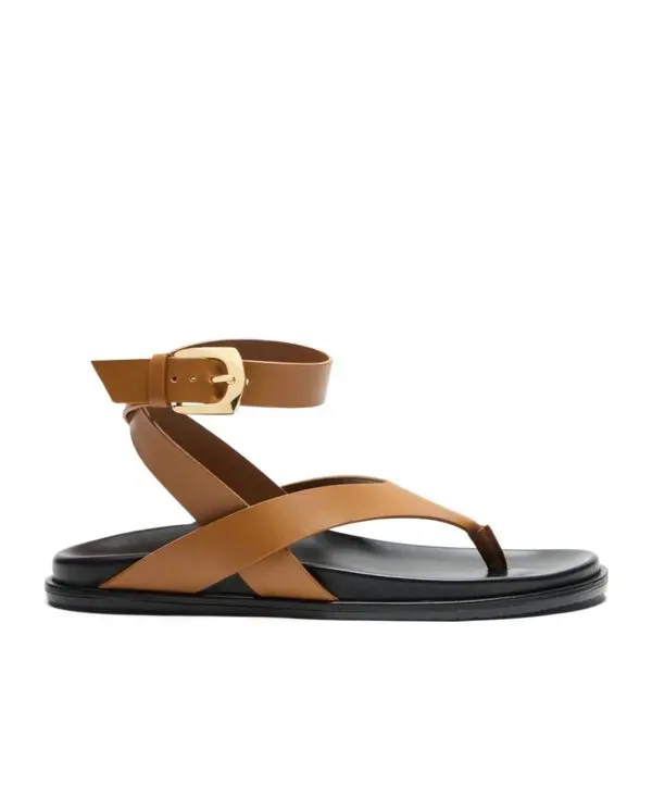 STUART WEITZMAN Round Toe Flat Sandals With Clasp